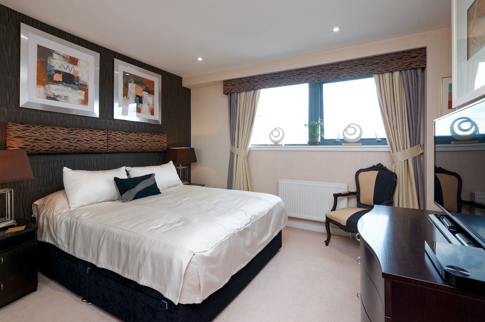 The Penthouse 1 Meadowside Quay Square, Glasgow Harbour, G11 6BS ...