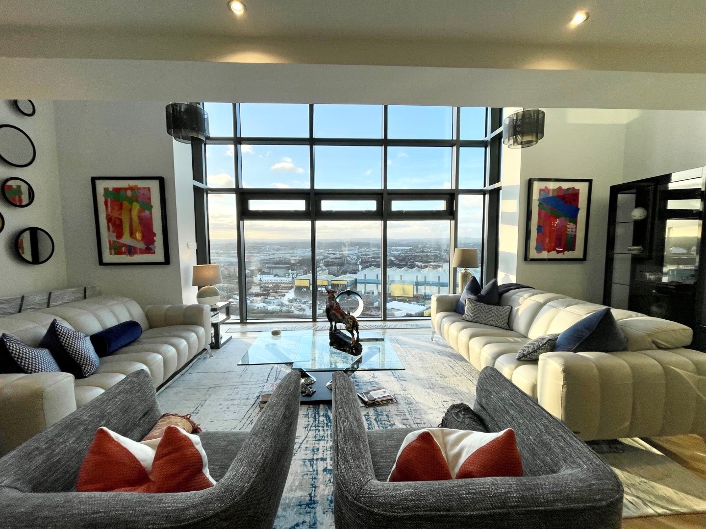 The Penthouse 1 Meadowside Quay Square, Glasgow Harbour, G11 6BS ...