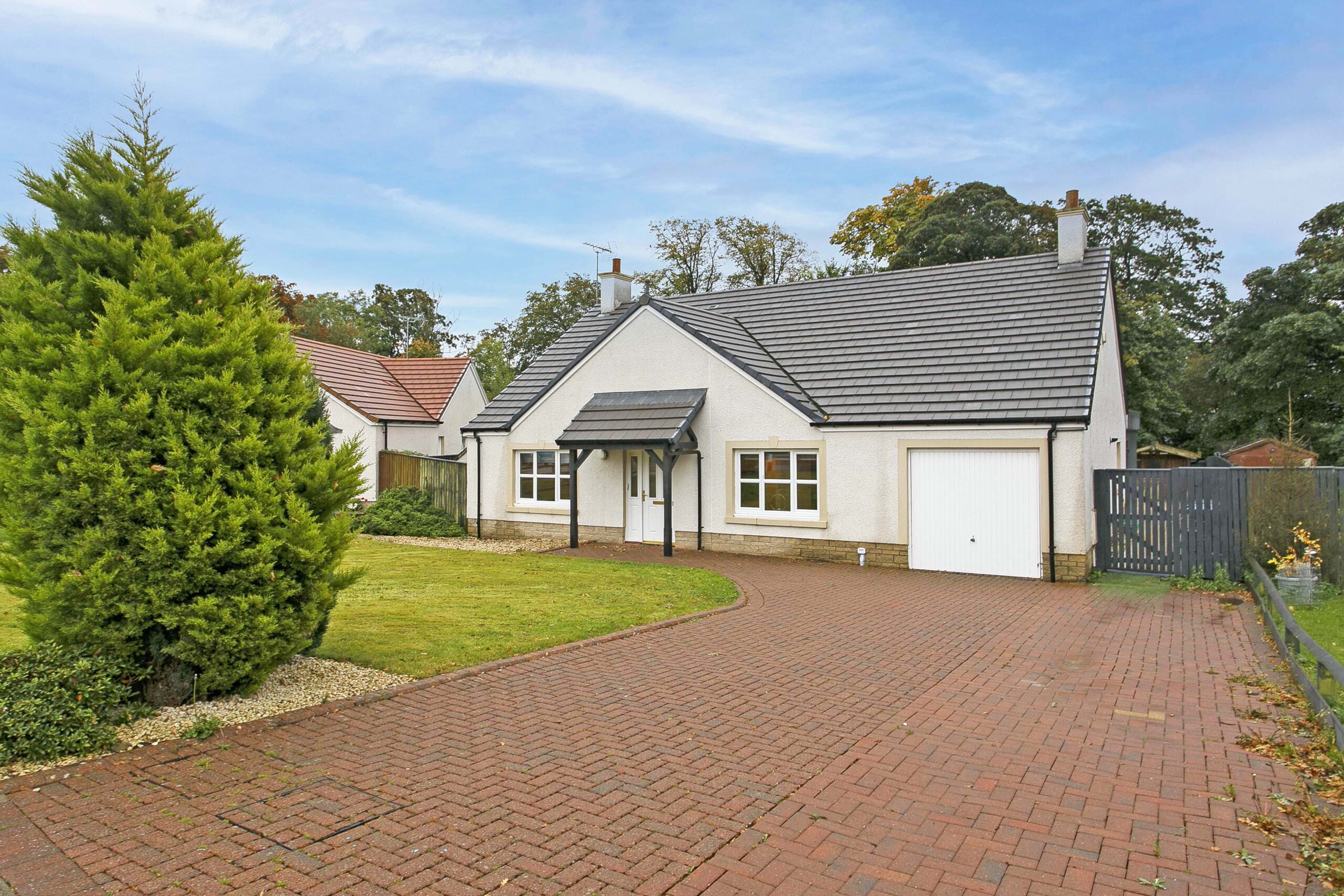 11 Netherplace Quadrant, Mauchline, KA5 5AS – Corum Property