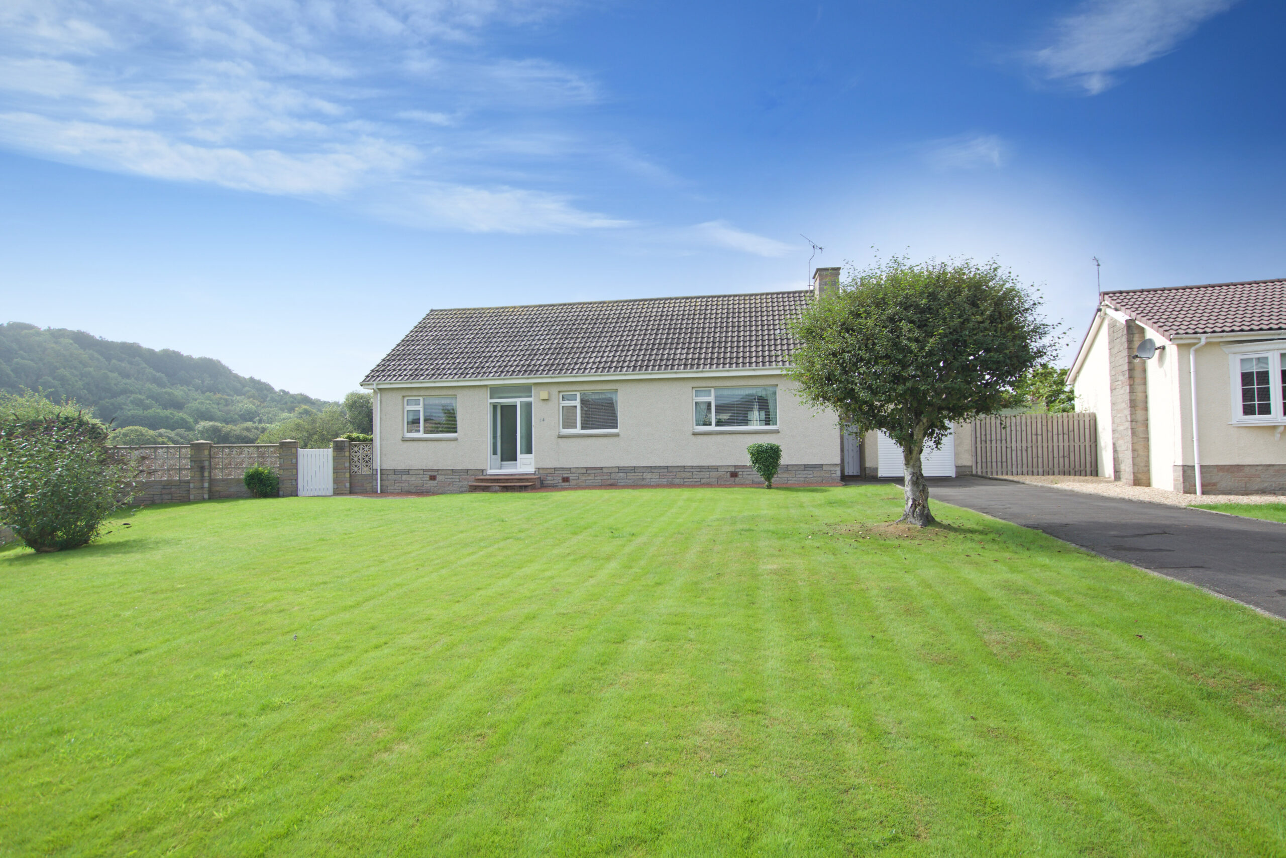 14 Kilnford Crescent, Dundonald, KA2 9DW – Corum Property