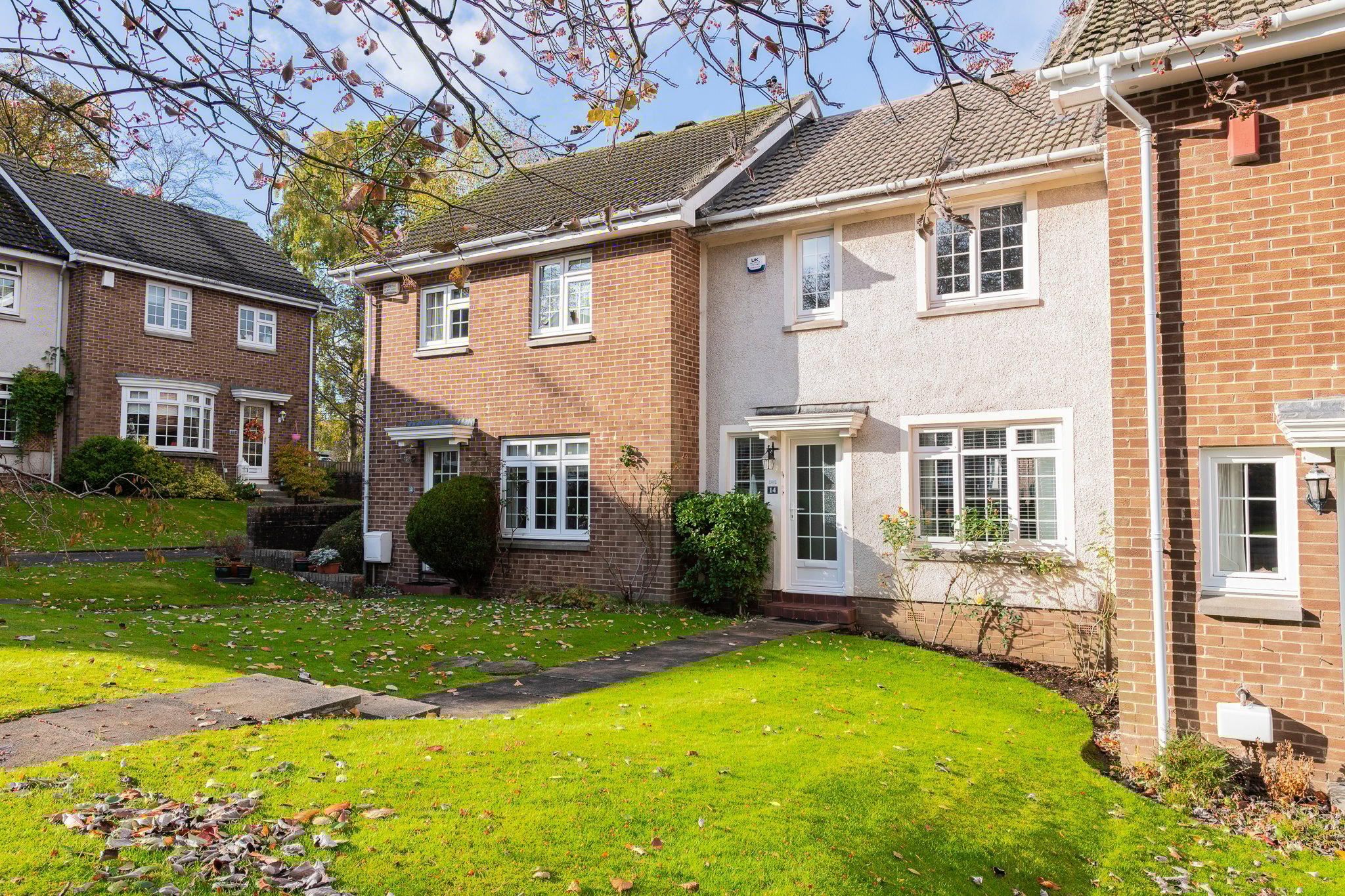 14 Strathview Grove, Netherlee – Corum Property