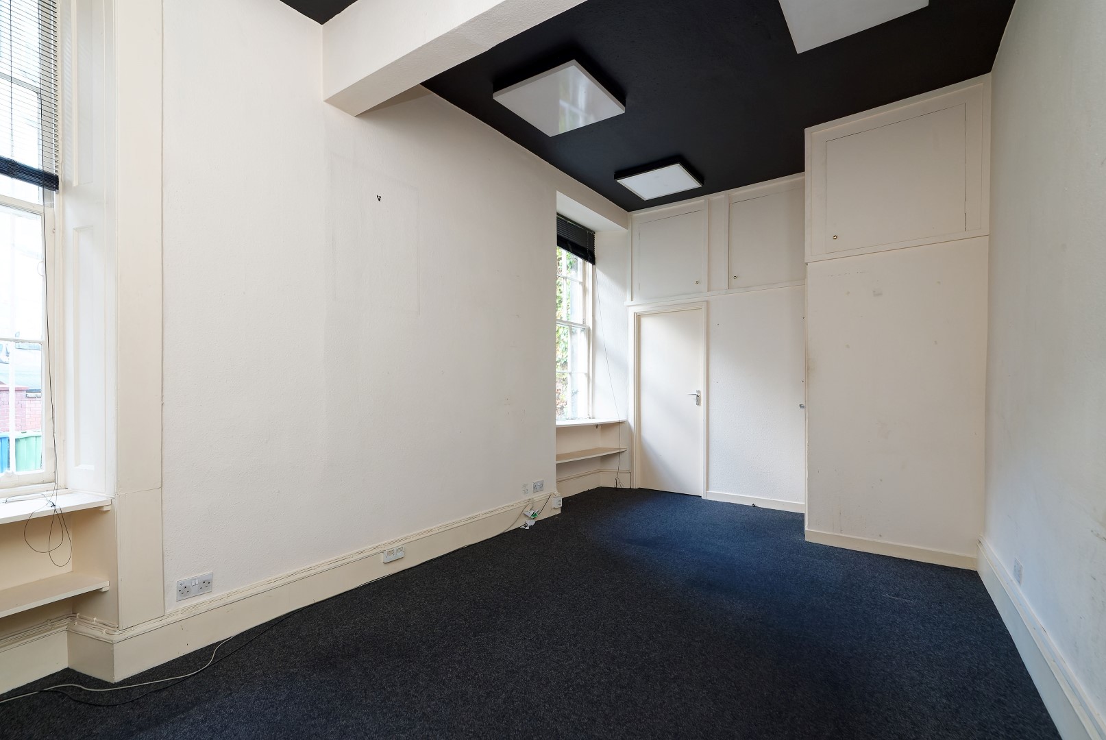 18 Lynedoch Crescent, Park, G3 6EQ – Corum Property