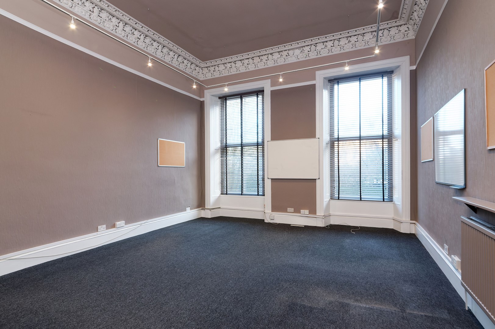 18 Lynedoch Crescent, Park, G3 6EQ – Corum Property