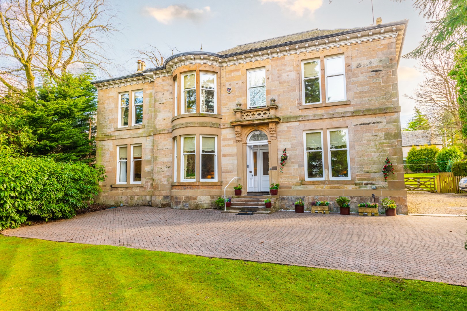 Mansfield, 22 Moncrieff Avenue, Lenzie, G66 4NL – Corum Property