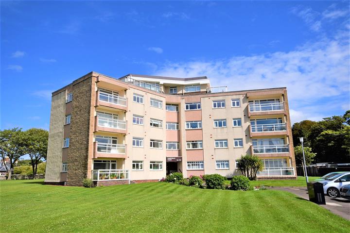 51 Fairfield Park, Ayr, KA7 2AU – Corum Property