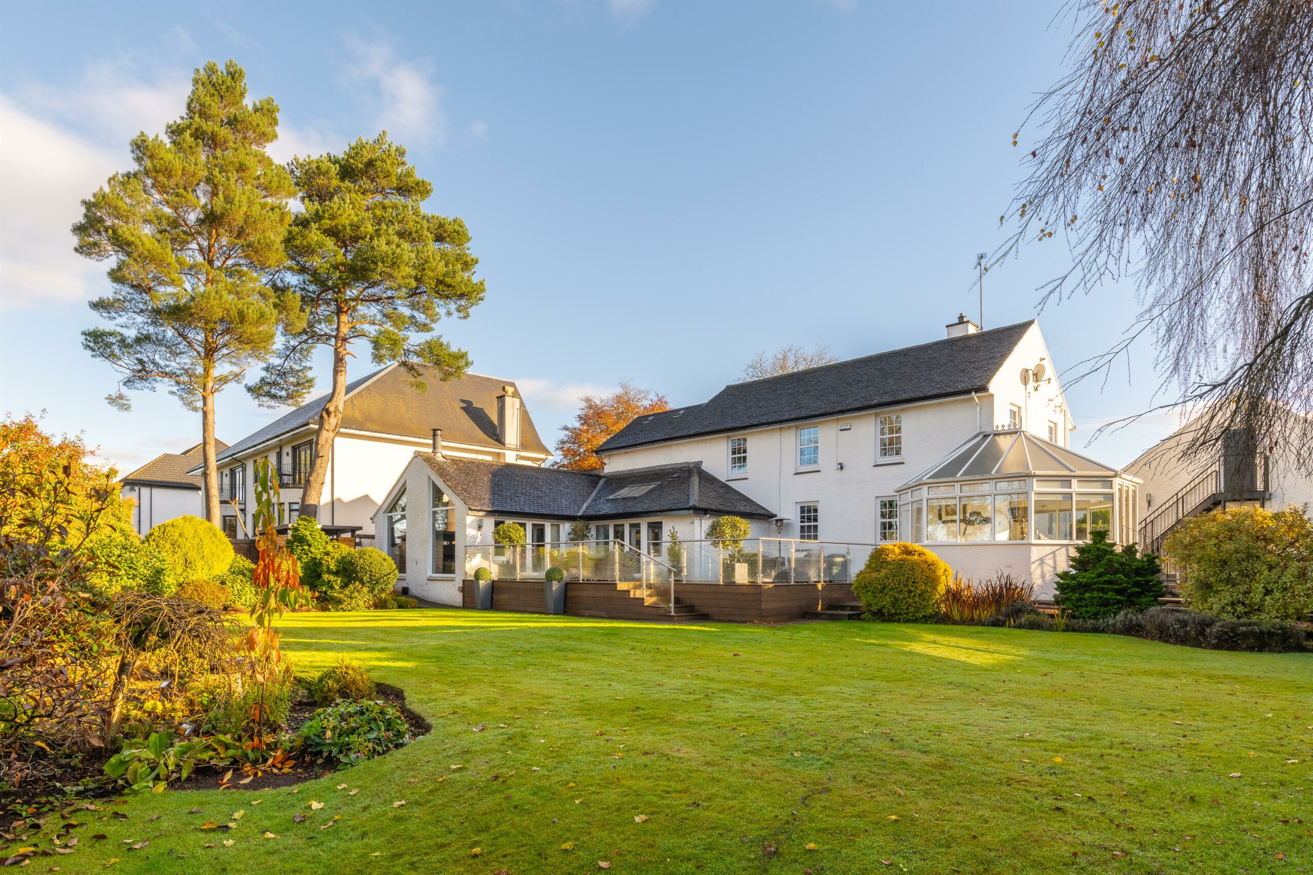 Wellknowe Road, Thorntonhall – Corum Property