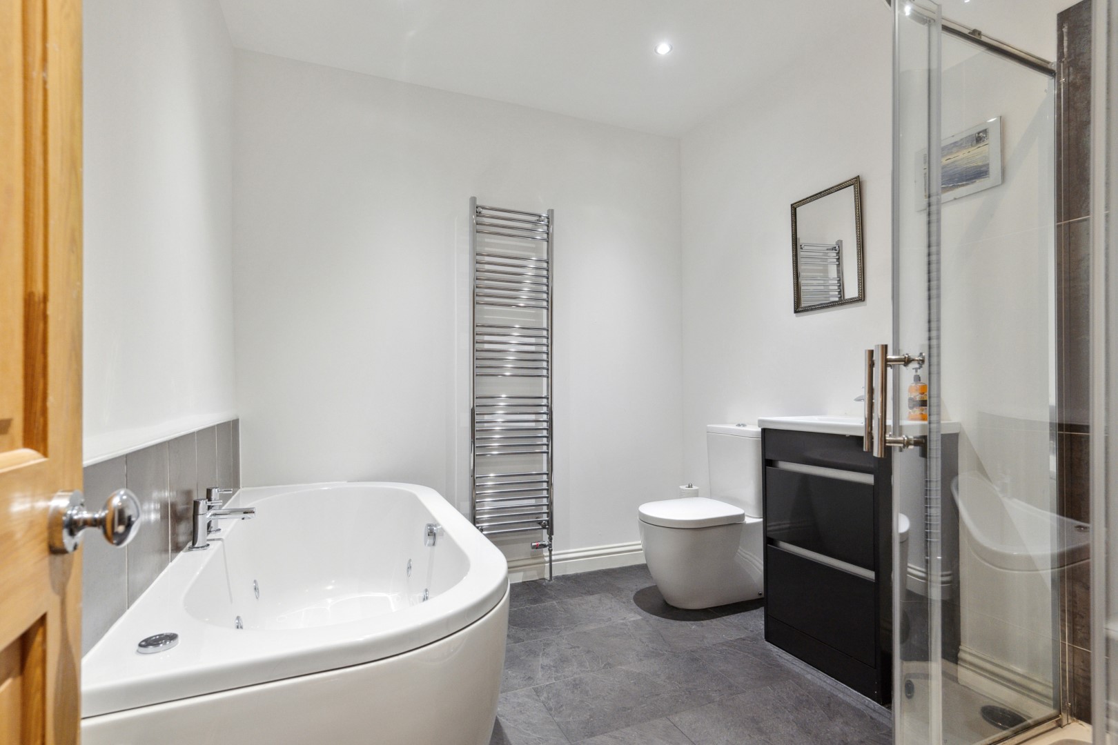 2/2 18 Hyndland Road, Hyndland, G12 9UP – Corum Property