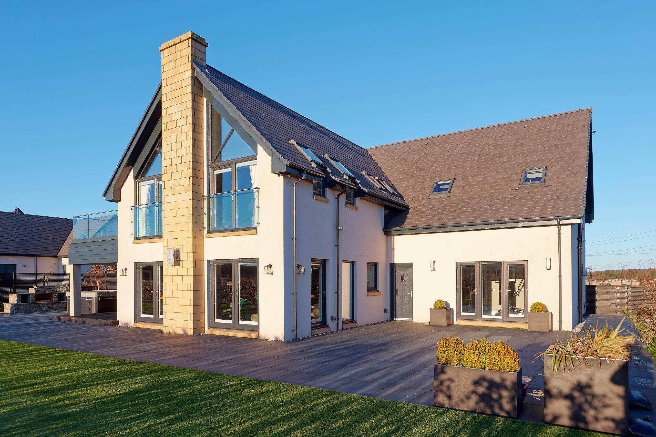 2 North Hill View, Thorntonhall – Corum Property