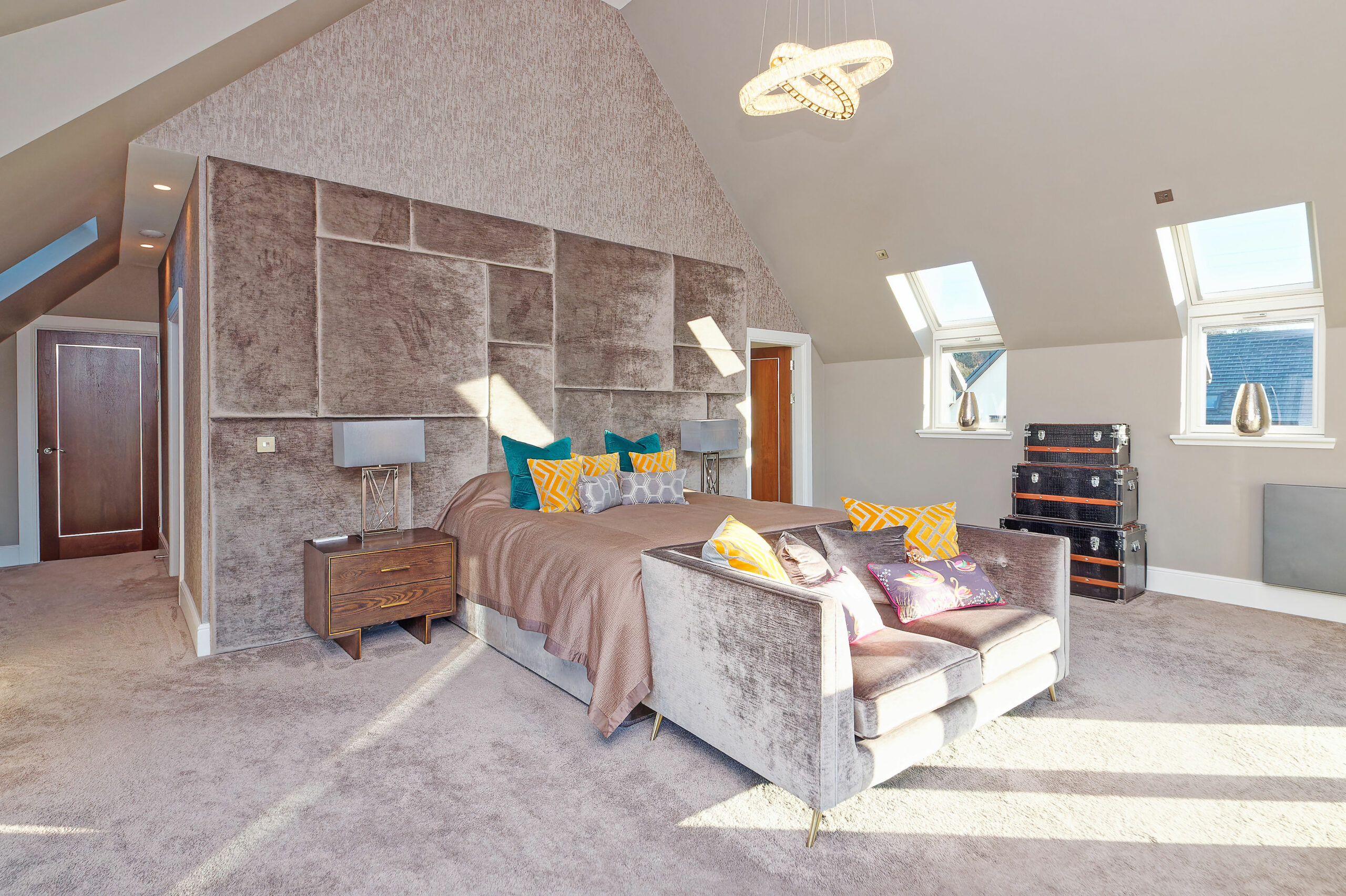 2 North Hill View, Thorntonhall – Corum Property