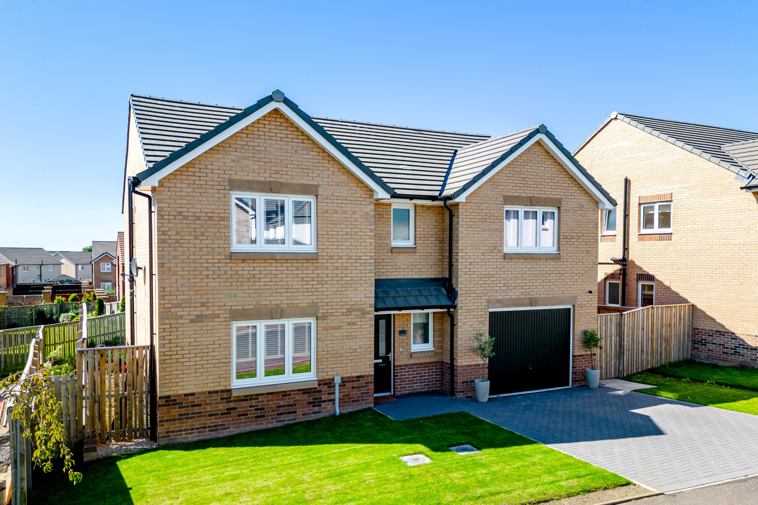 1 Gullane Grove, Troon, KA10 7GF – Corum Property