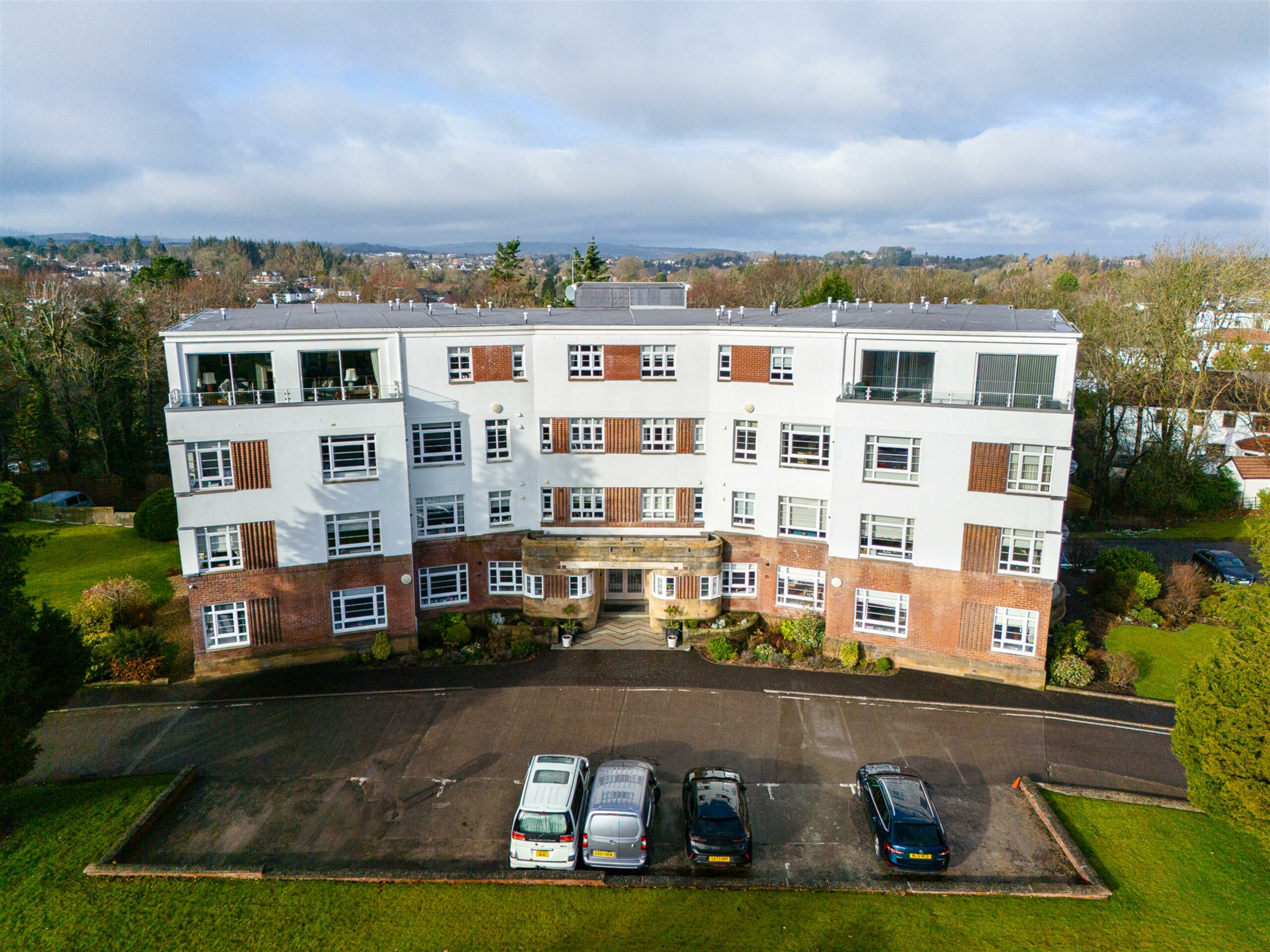 Penthouse 3, Sandringham Court, Newton Mearns – Corum Property