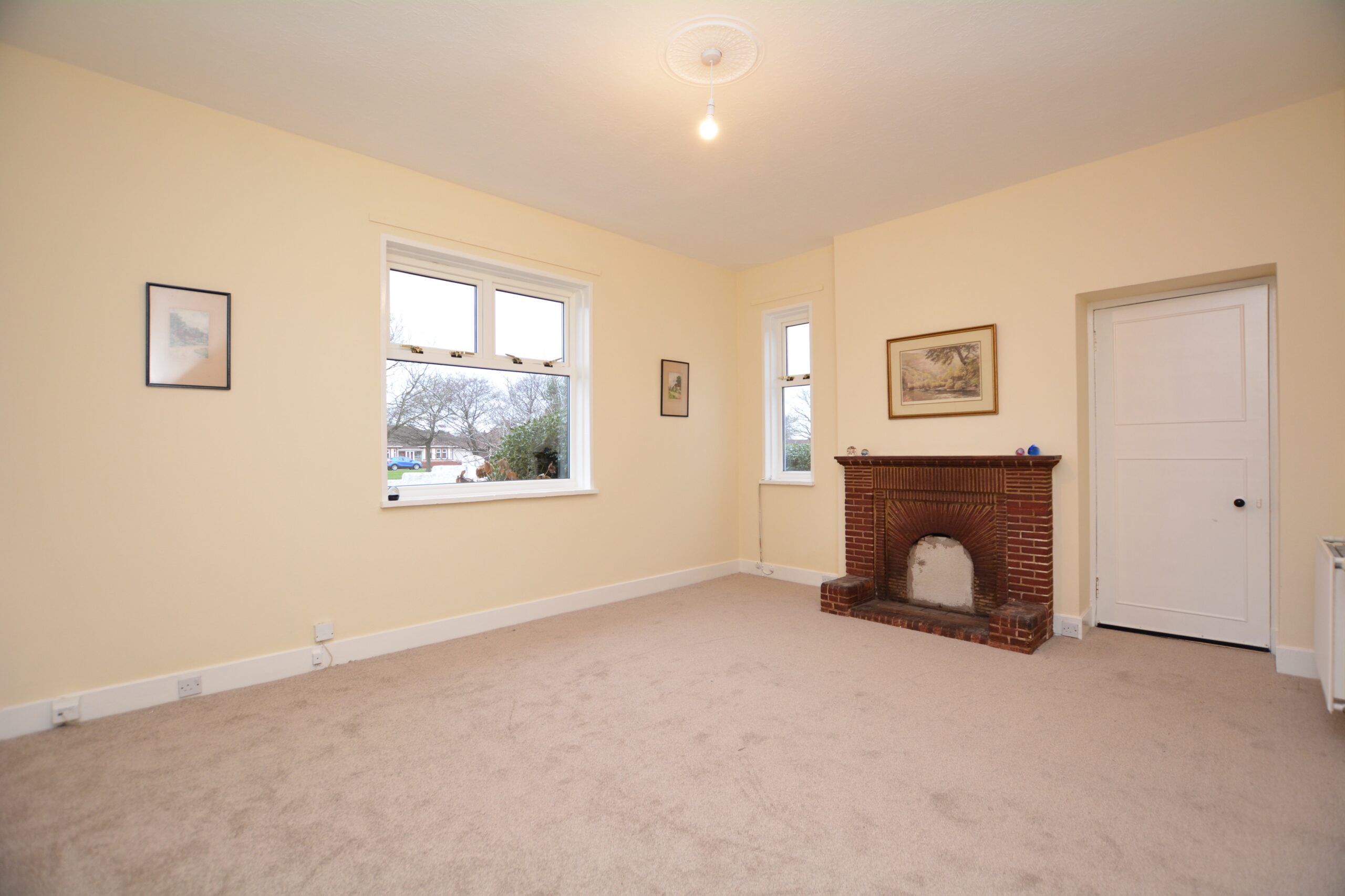 13 Fullarton Drive, Troon, KA10 6LE – Corum Property