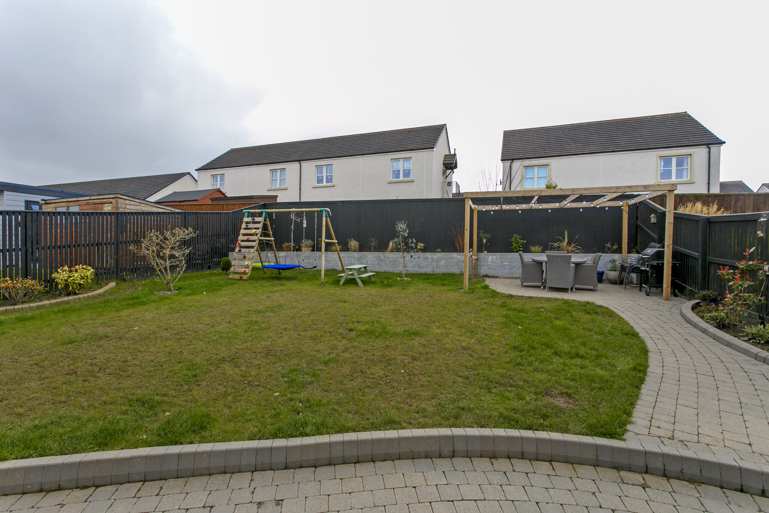 11 Cumbrae Drive, Doonfoot, KA7 4GA – Corum Property