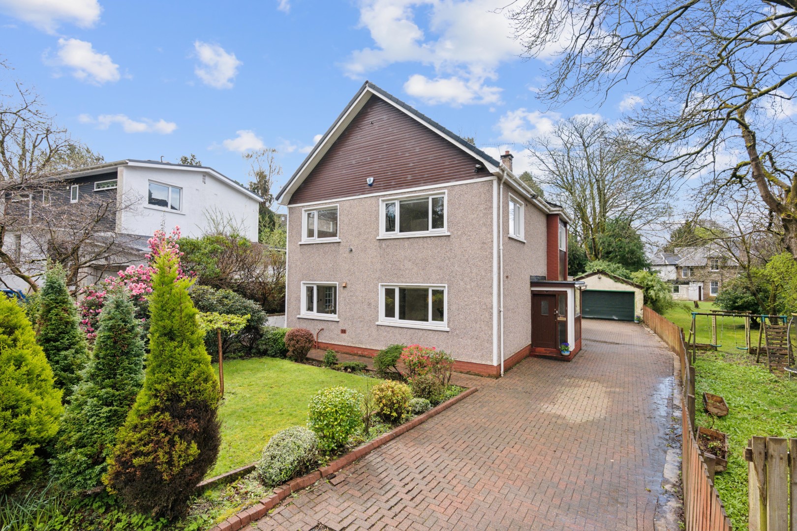 1 West Chapelton Lane, Bearsden, G61 2DF – Corum Property