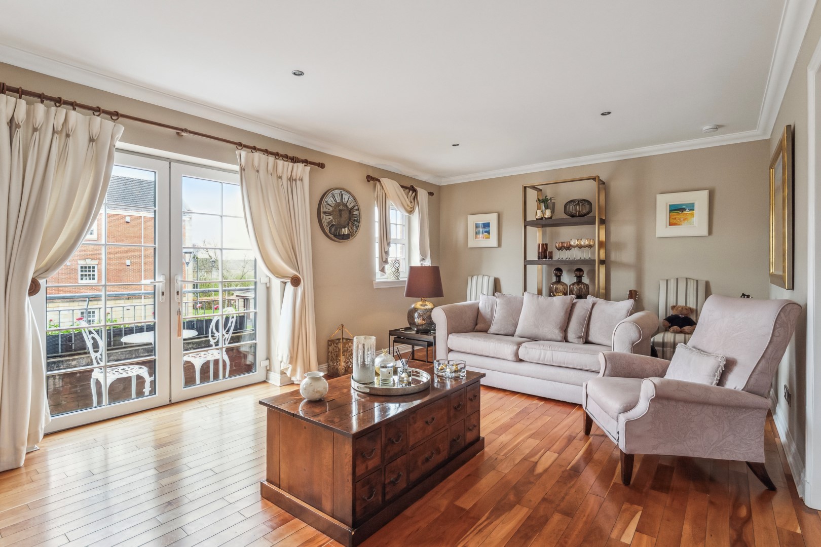 32 Old Farm Road, Bearsden, G61 1QA – Corum Property