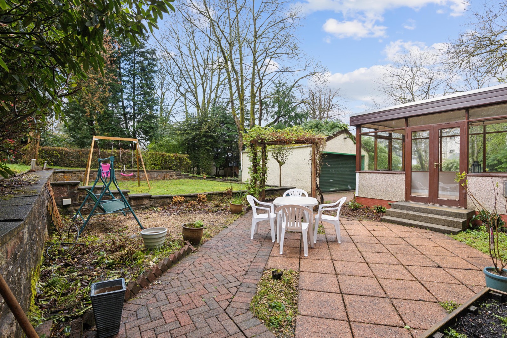 1 West Chapelton Lane, Bearsden, G61 2DF – Corum Property