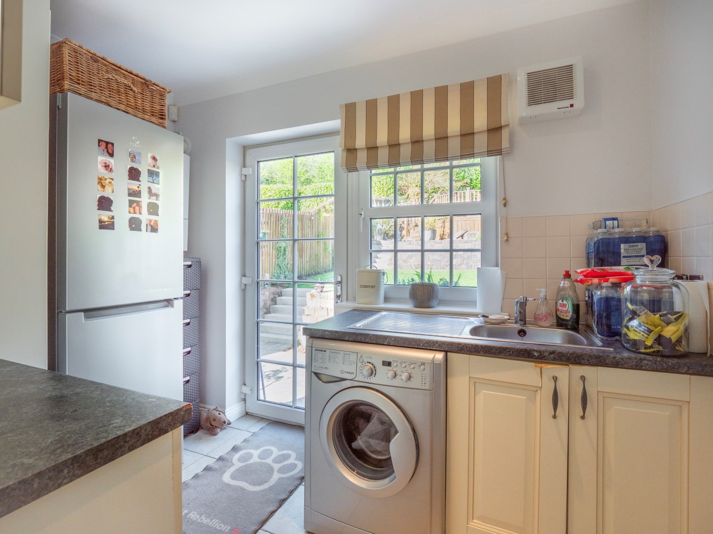 32 Old Farm Road, Bearsden, G61 1QA – Corum Property