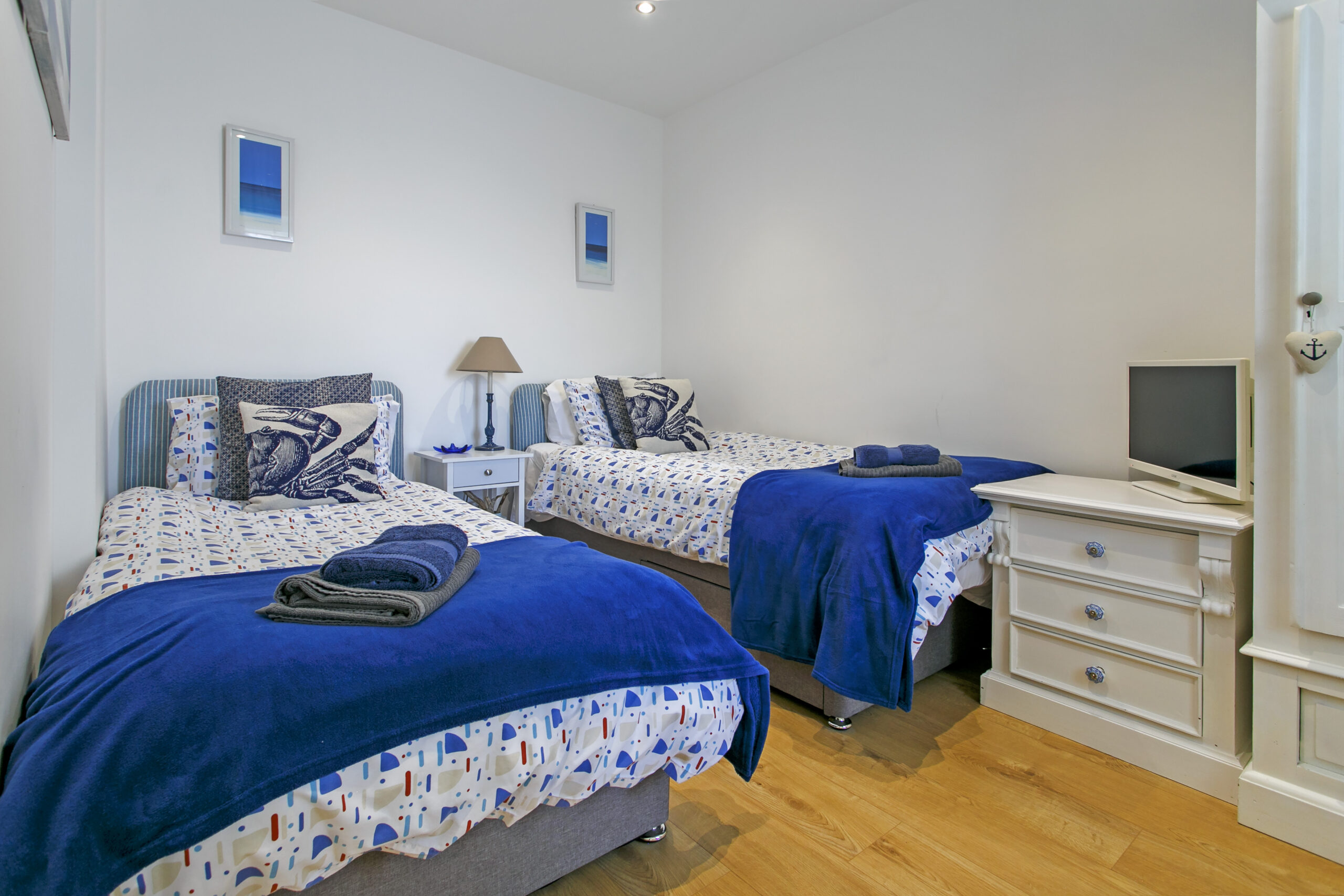 Beachcomber Cottage, 8a Welbeck Crescent, Troon, KA10 6AT – Corum Property