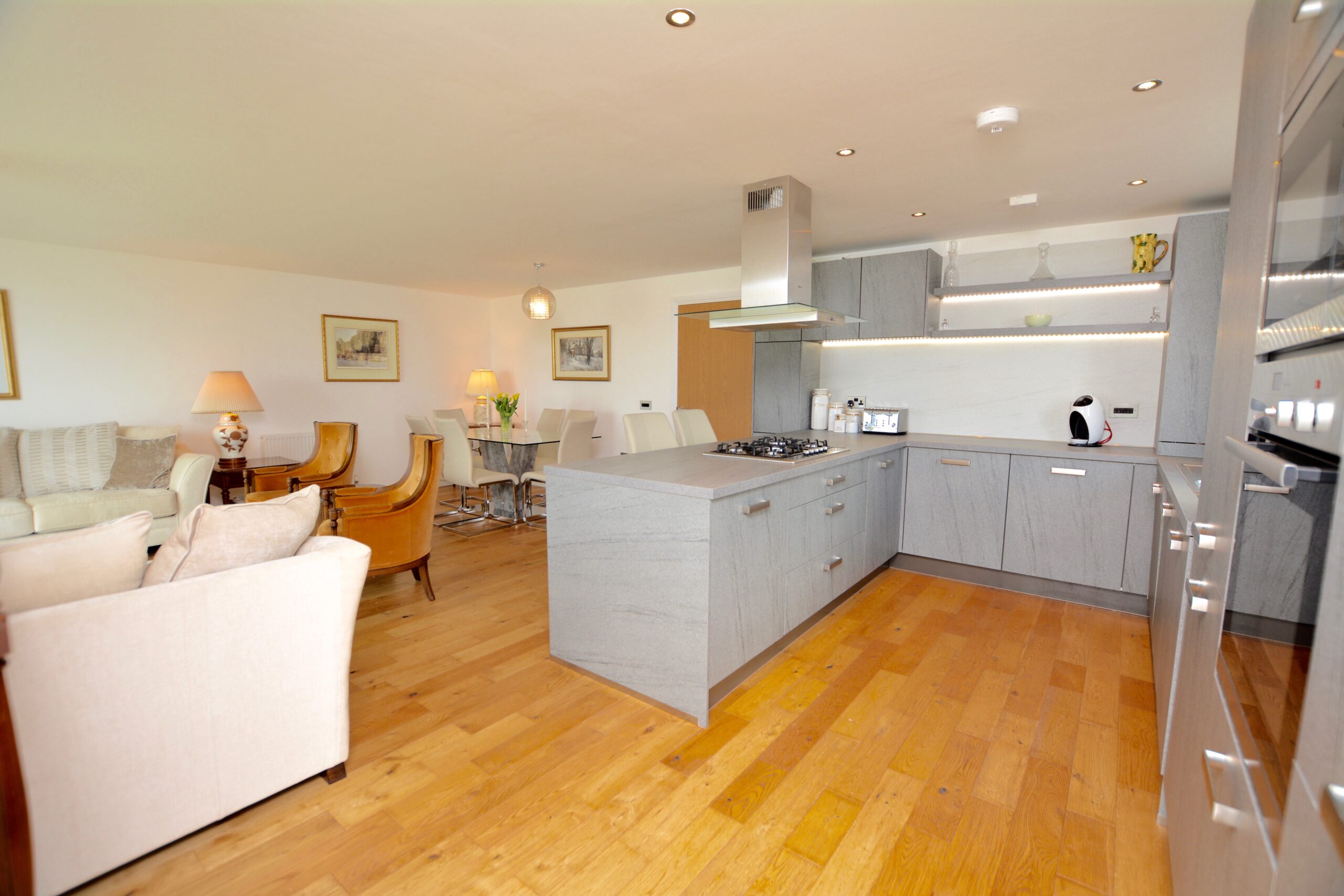 Apt 9, Beach View, Troon, KA10 6XQ – Corum Property