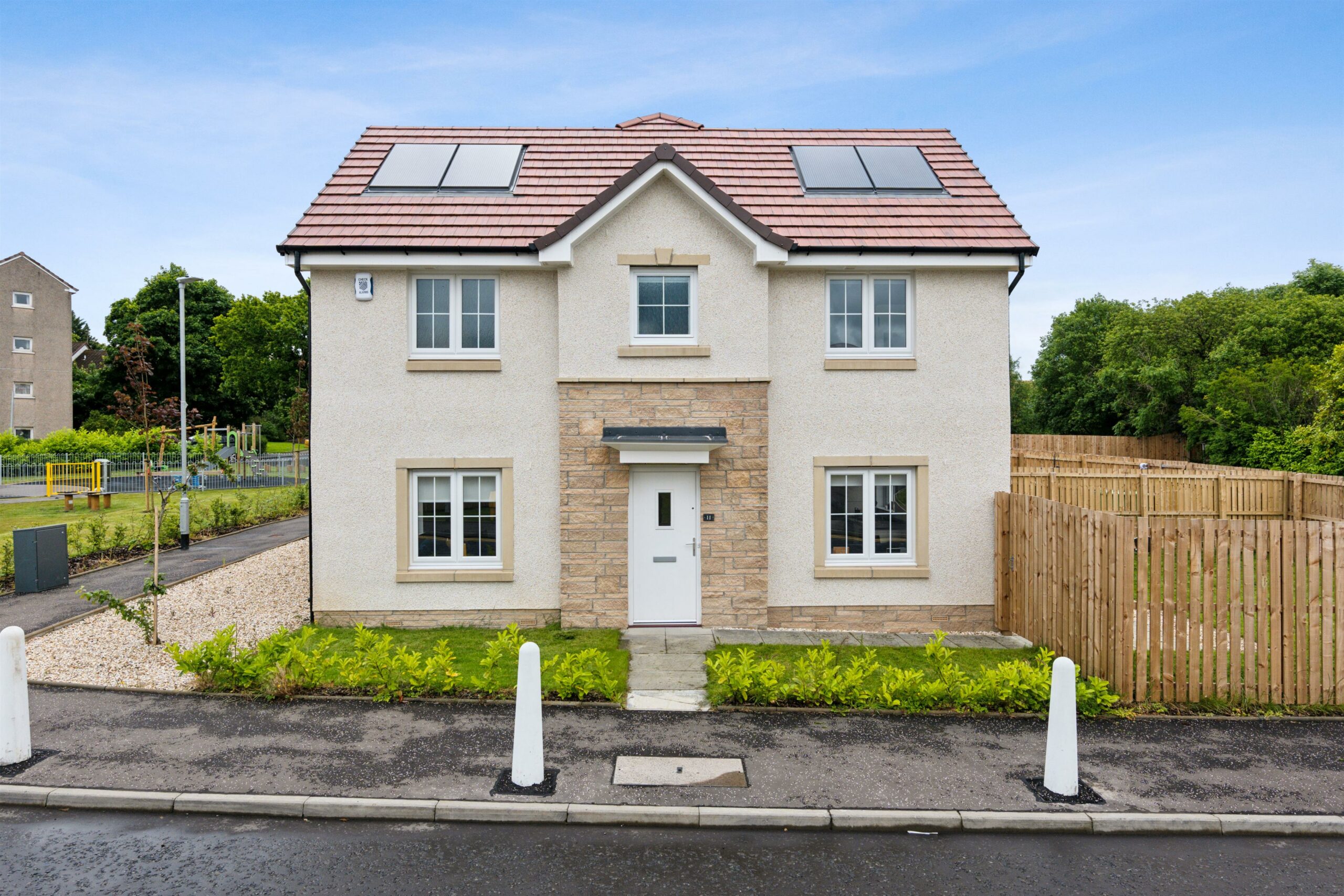 Burnfield Cottages, Thornliebank – Corum Property